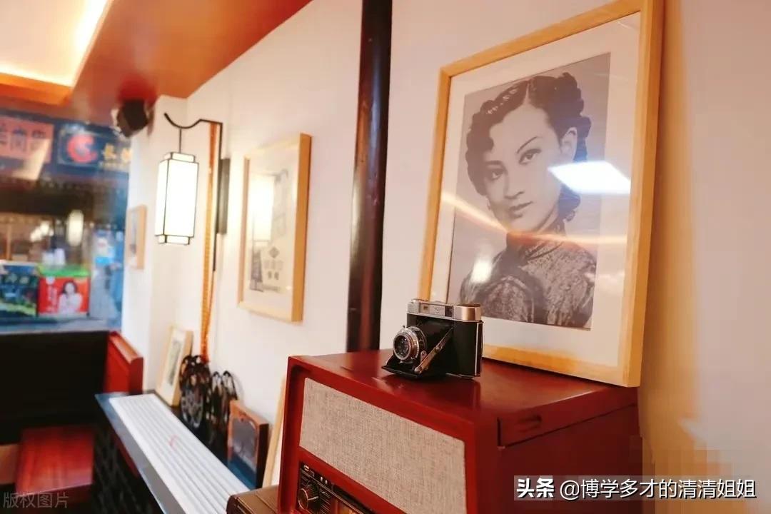 Zhou Xuan: Why did the "golden voice" of old Shanghai go crazy? - iNEWS