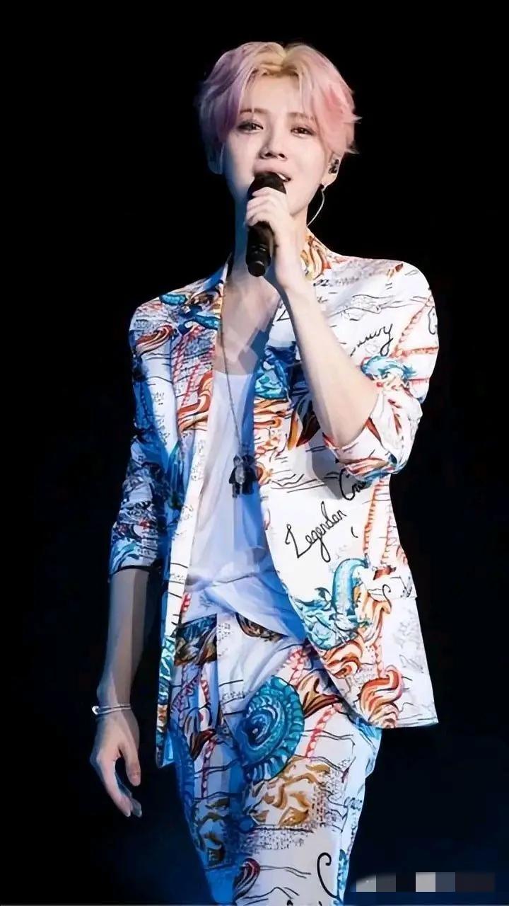 Luhan: Why did you win the praise of Yang Ma who posted four videos in ...