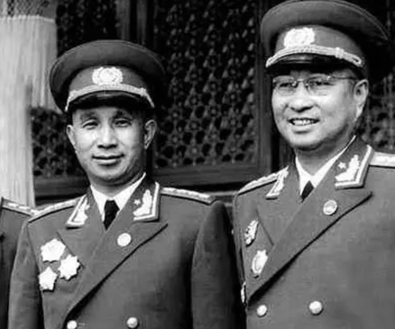 Su Yu and Chen Geng met by chance, and Chen Geng said with all his ...