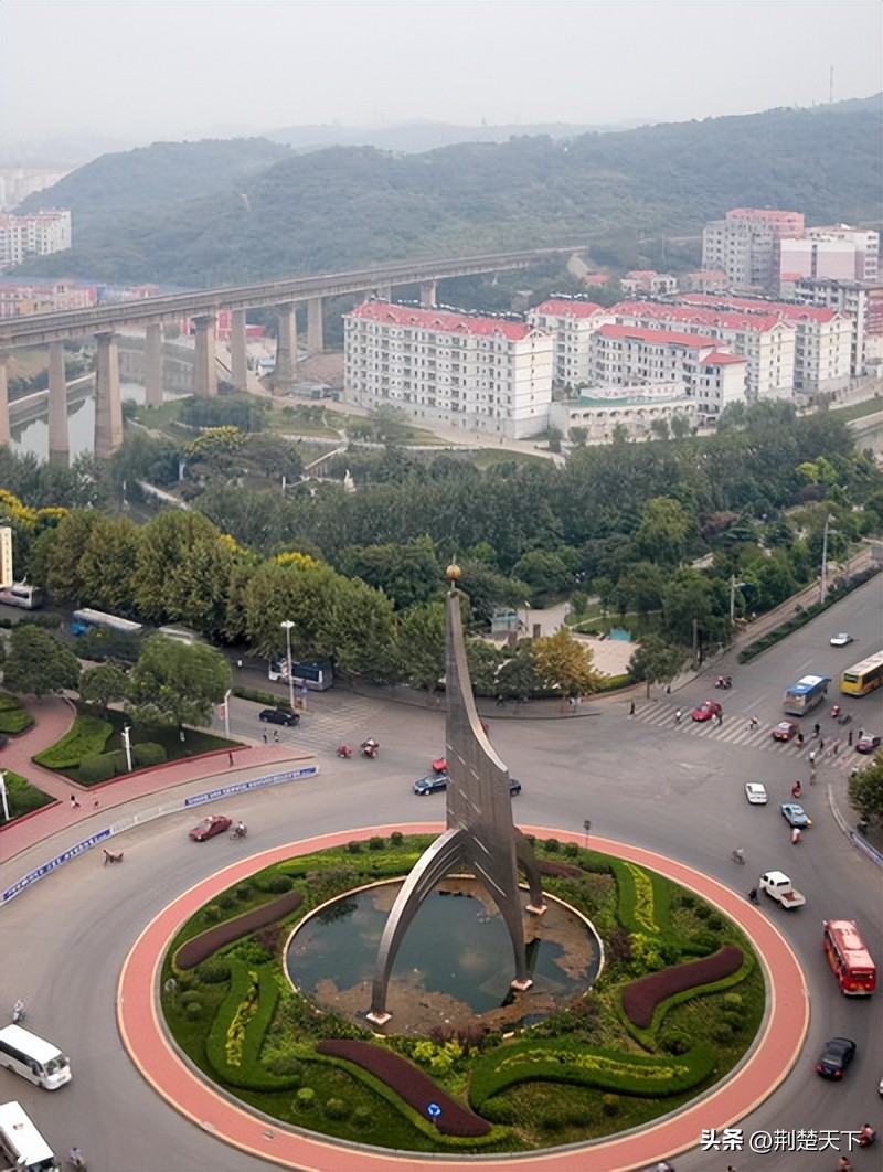 Old Photos: Documenting Jingmen's Urban Change - iNEWS