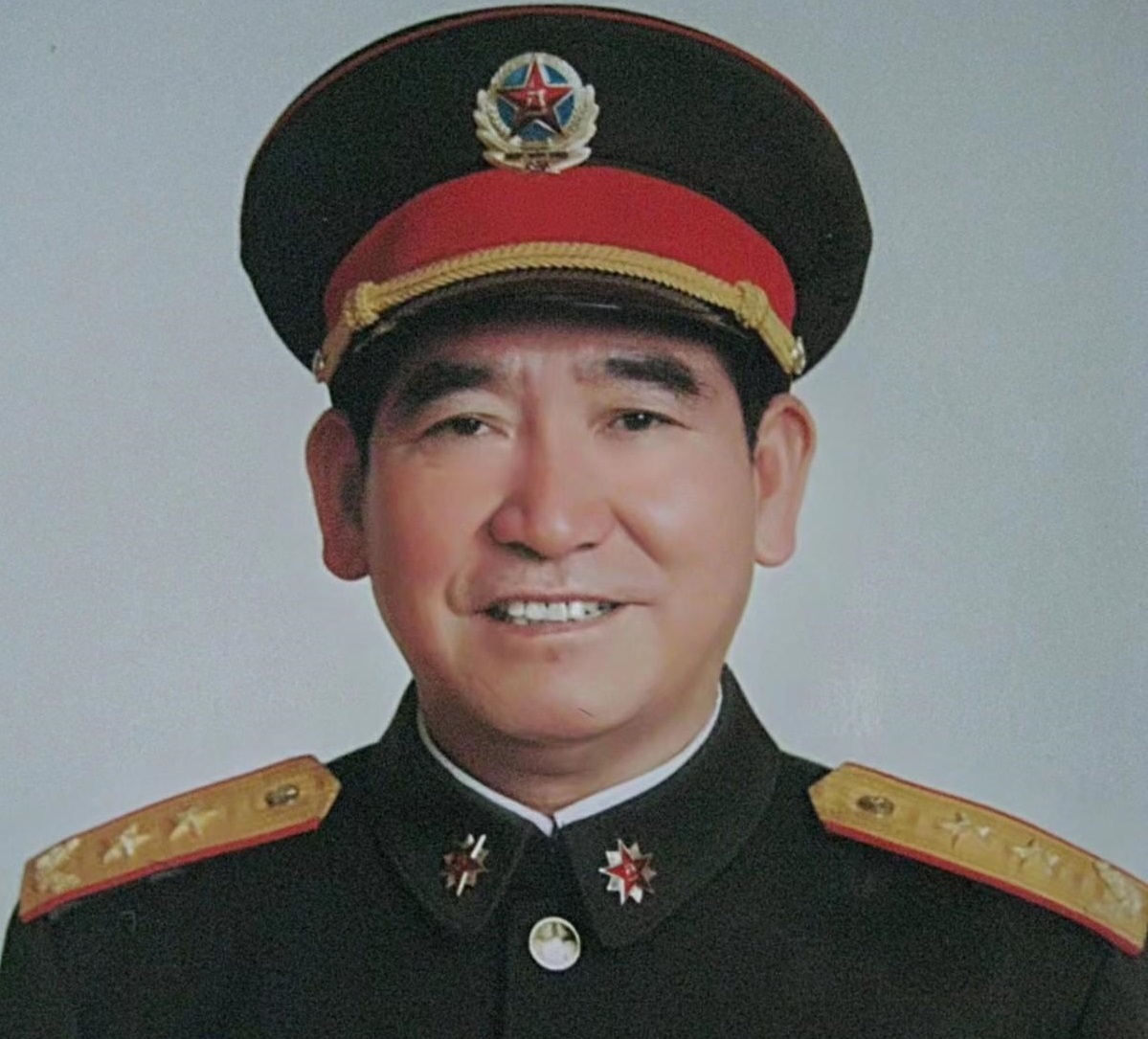 Sun Yong: Joined the army at the age of 12, served 44 years as regiment ...