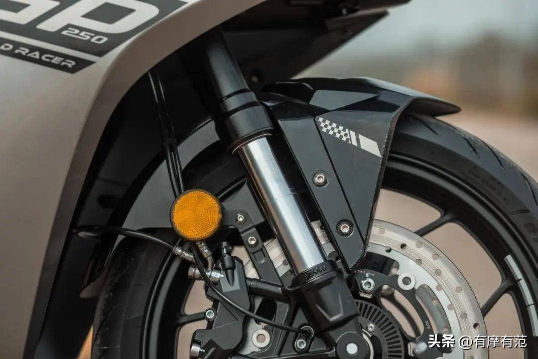 Talking about Yuantu GP250 car experience - iNEWS
