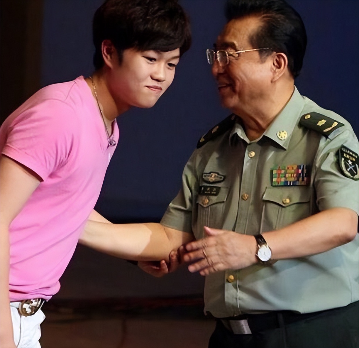 25-year-old Li Tianyi is about to be released from prison. Will he let ...