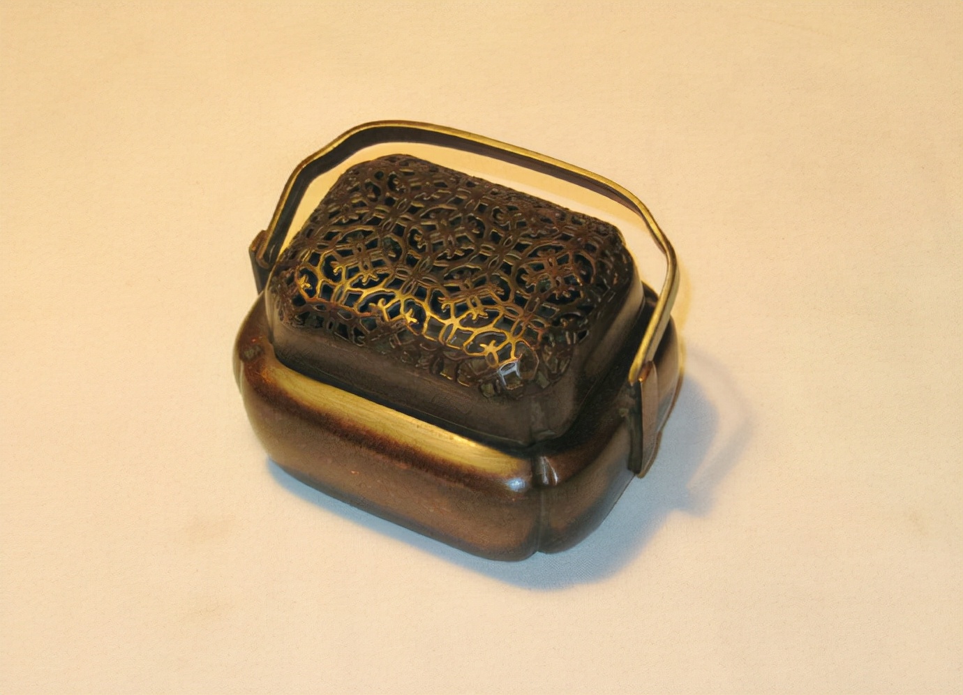 Mingqi Zhang - iNEWS