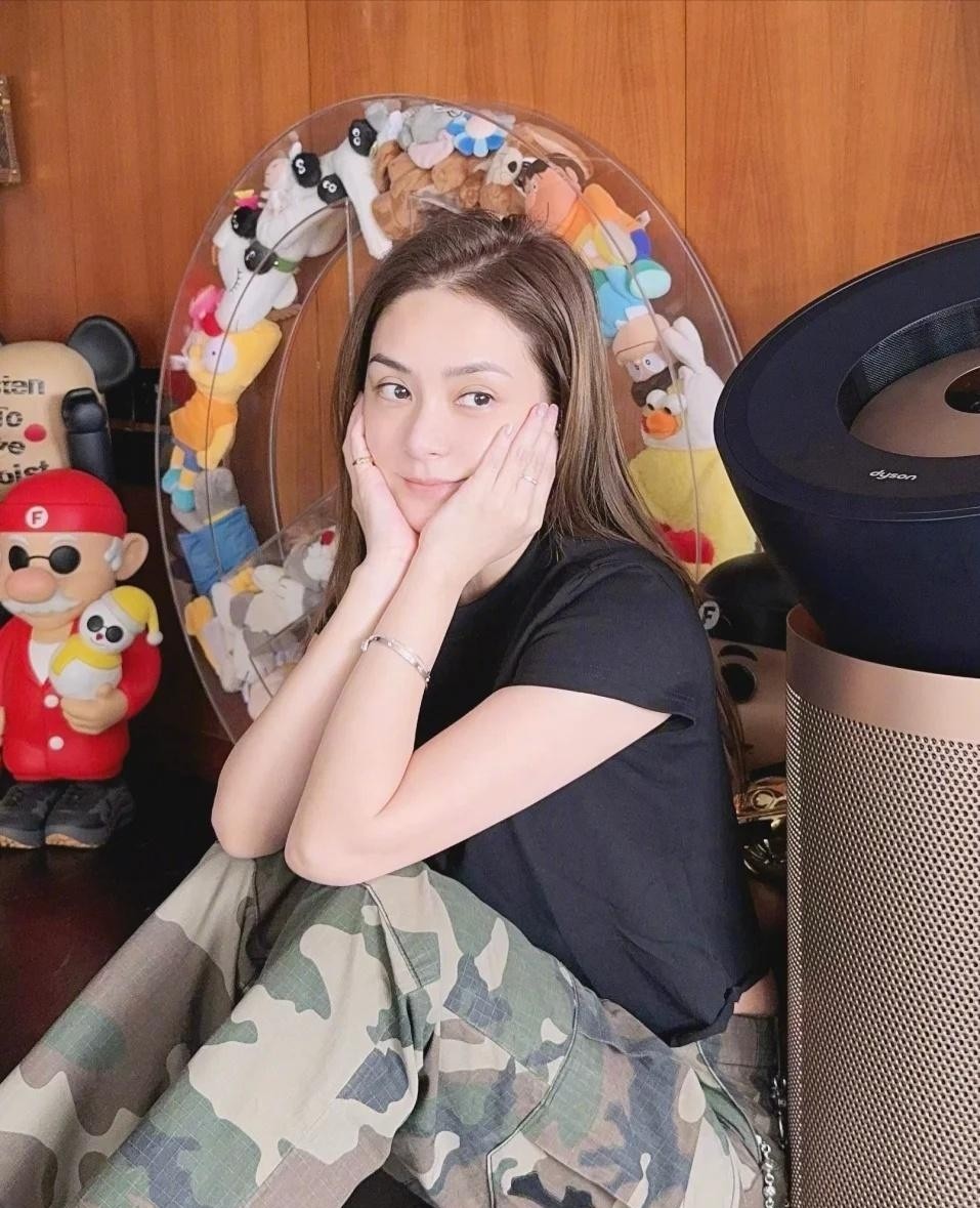 43-year-old Gillian Chung is dating the "female version of Edison Chen ...