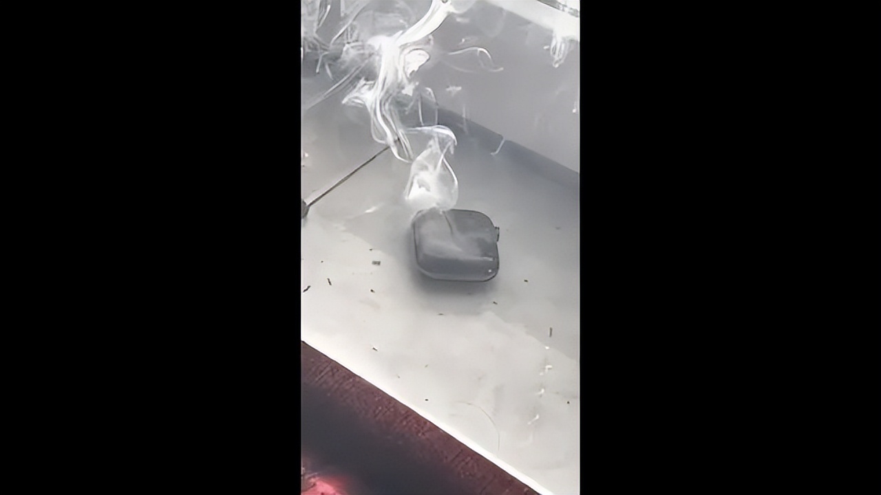 Apple device suddenly explodes, iPhone 14 "rolls over" again - iNEWS