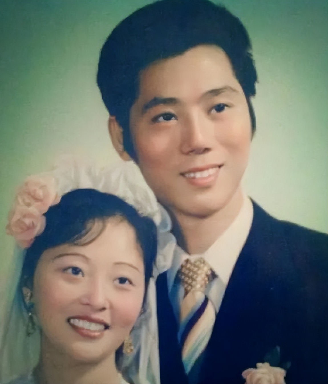 For more than 30 years, I have not asked questions, but now Li Chengru ...