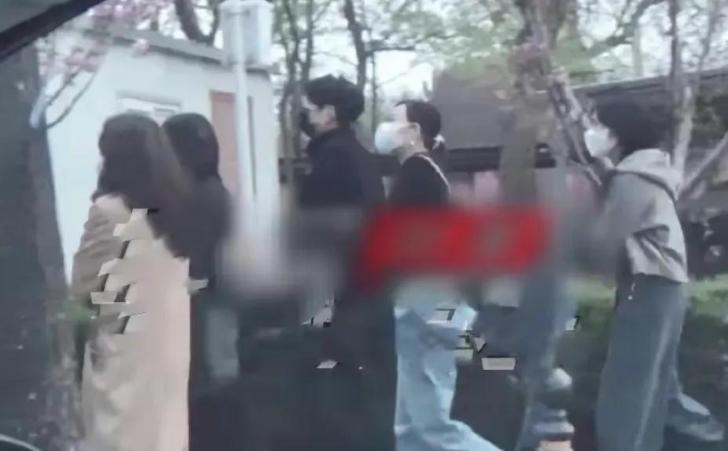 The expensive circle is too chaotic in April: Zhao Youting Gao Yuanyuan ...