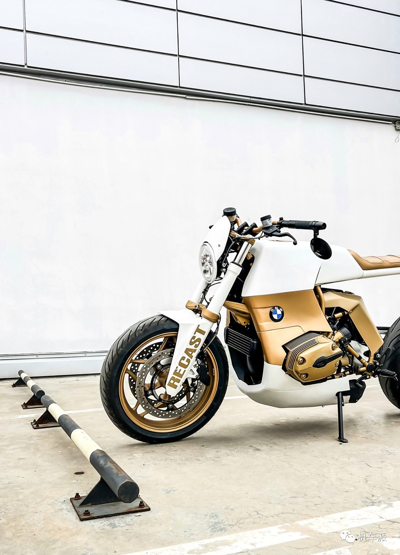 Perfect Transformation Futuristic BMW R1200 ST Modification ...