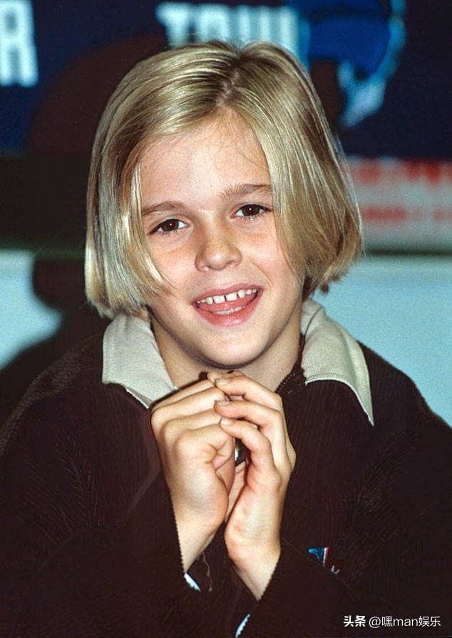 Aaron Carter's Complete Memoir From Birth to Age 34 - iNEWS