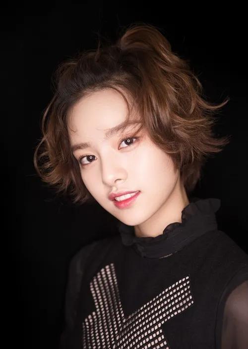 Zhang Yishang is so pretty - iNEWS