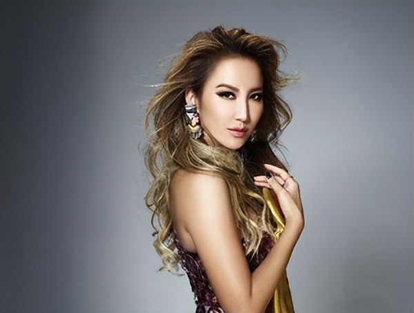 The actress who married a foreigner, Coco Lee was trapped by love, Wei ...