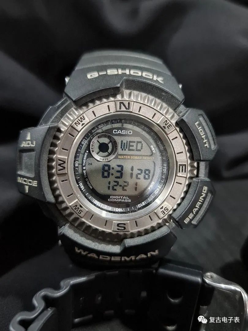 The tangled model of G SHOCK and PRO TREK - Casio Wademan Dw9800 - iMedia