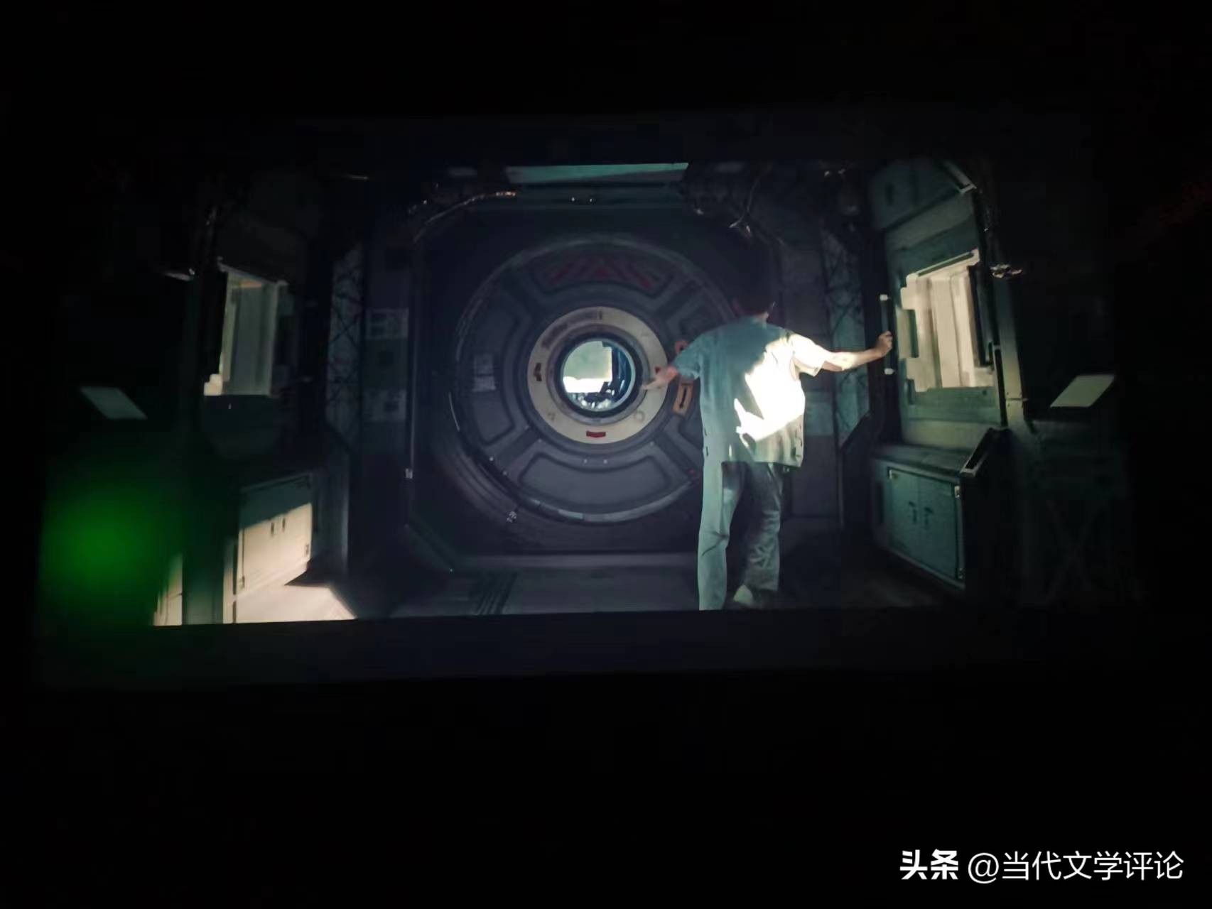 [The Wandering Earth II] Epic science fiction masterpiece - iNEWS