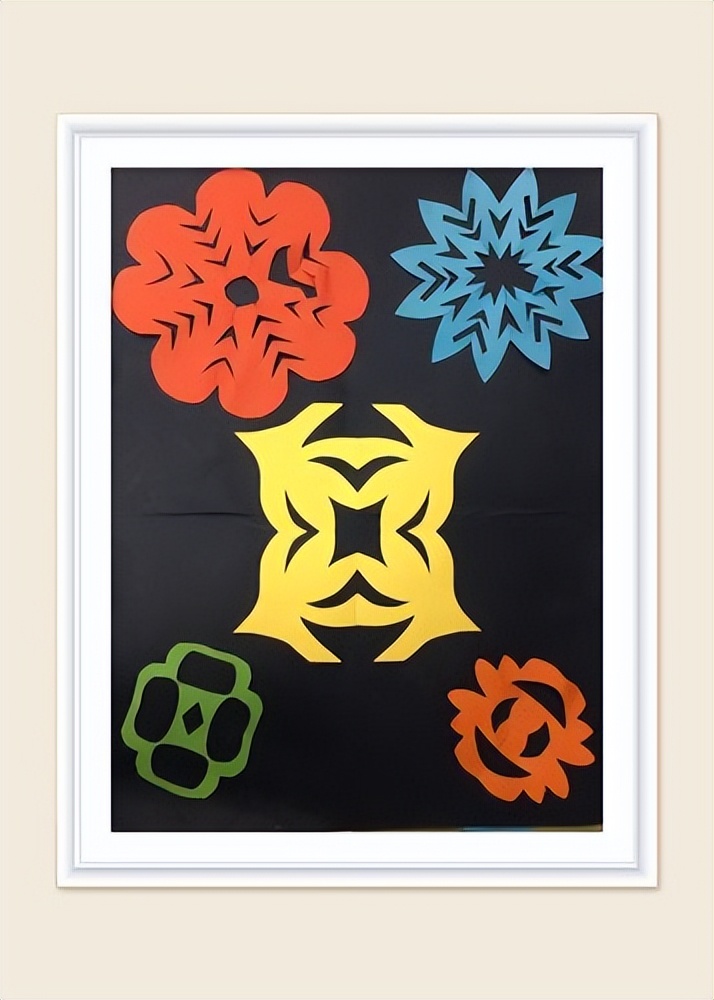 Exploring and analyzing the modern inheritance of traditional folk ...