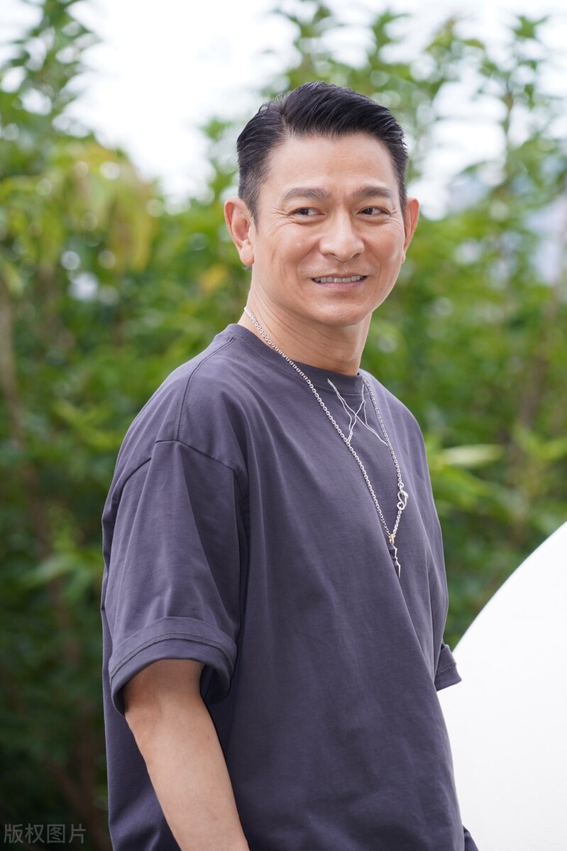 Andy Lau attended his first large-scale art exhibition "1/X Andy Lau's ...