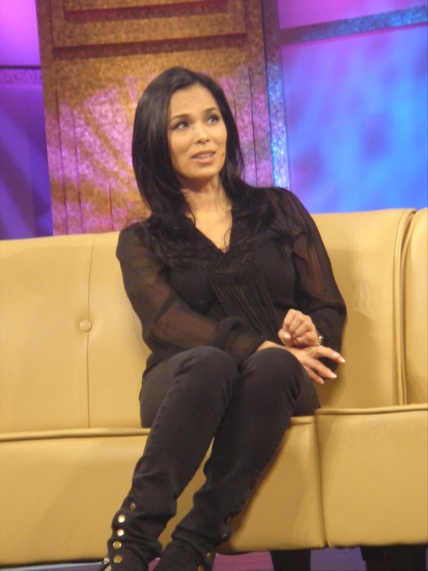 Singer Wei Wei: At the age of 23, he became a national first-class ...