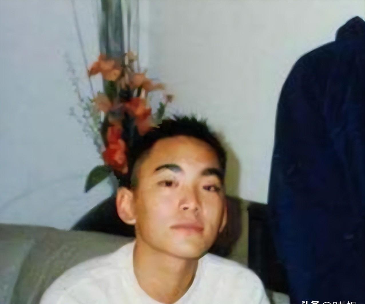 He went abroad at the age of 14 and was imprisoned at the age of 19. He ...