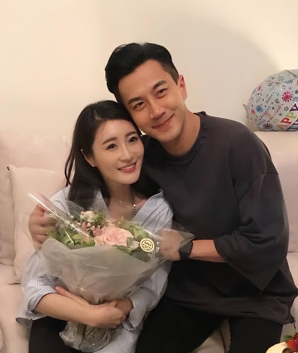 Hawick Lau took his daughter on a tour of Canada, and the 9-year-old ...