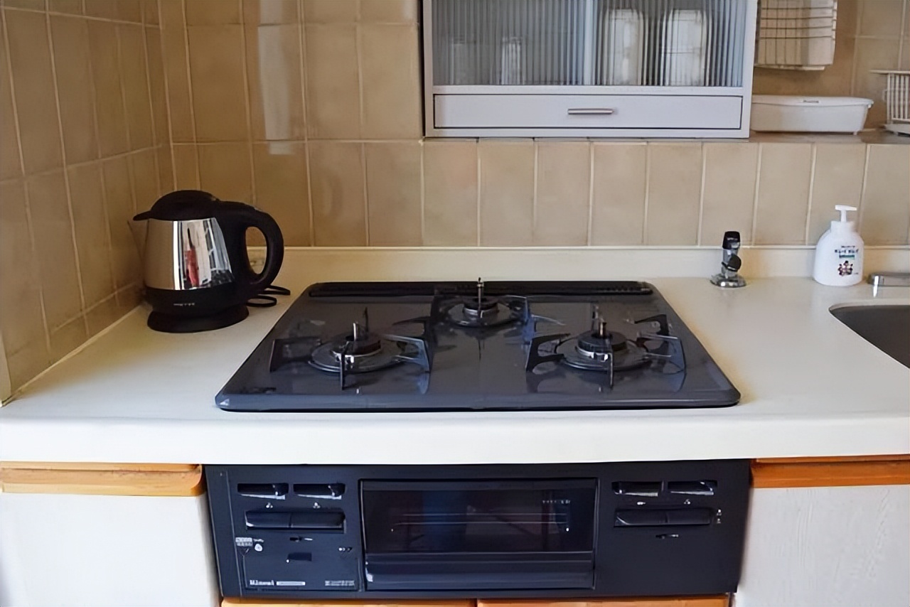 Why are Japanese small stoves so popular?Only after using it for half a ...