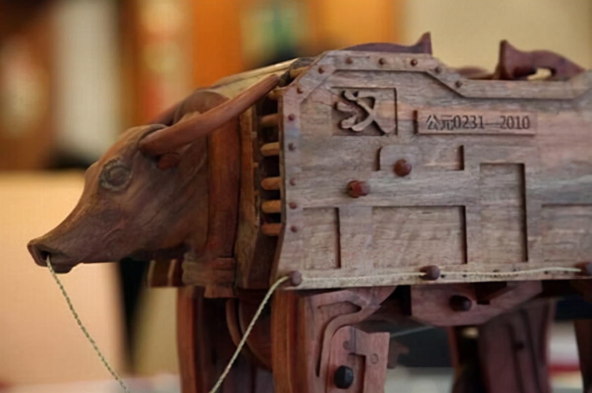 Shu Road Transport Artifact Wooden Bull Flowing Horse - iNEWS