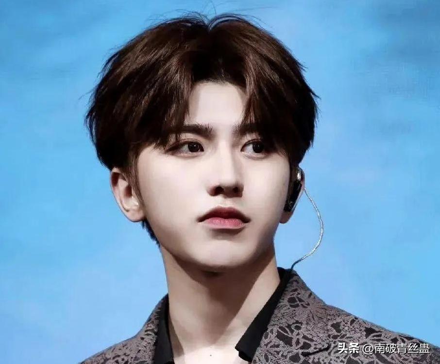 This time, the 56-year-old Ren Xianqi made the world look up to him ...