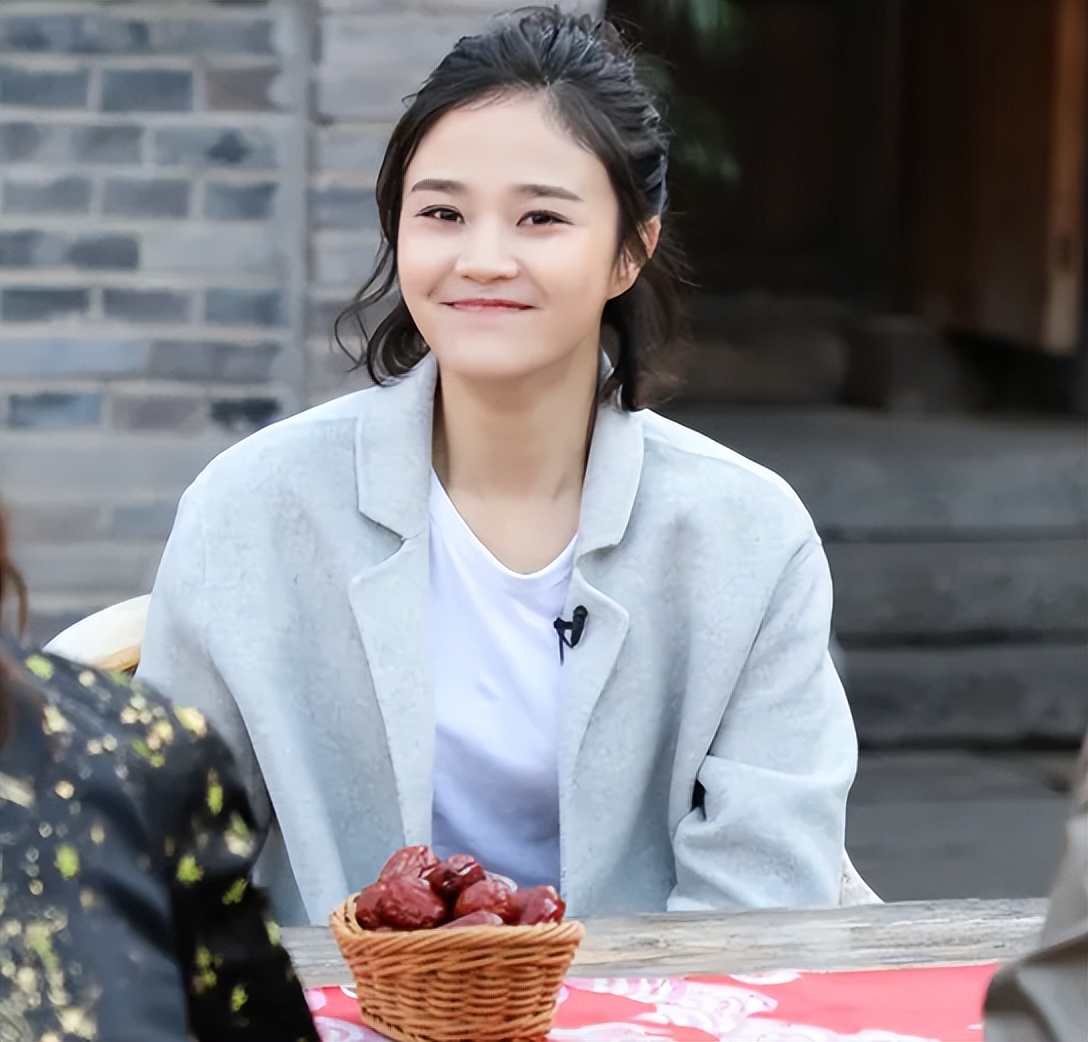 "Dear Child" Yue Hong: Abandoned by her ex-husband due to cancer, she ...