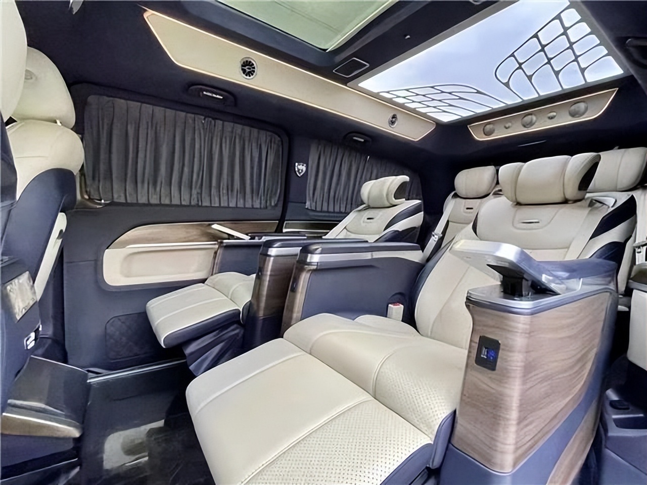 Mercedes-Benz high-roof V260 authorized factory Xiaoao produced ...