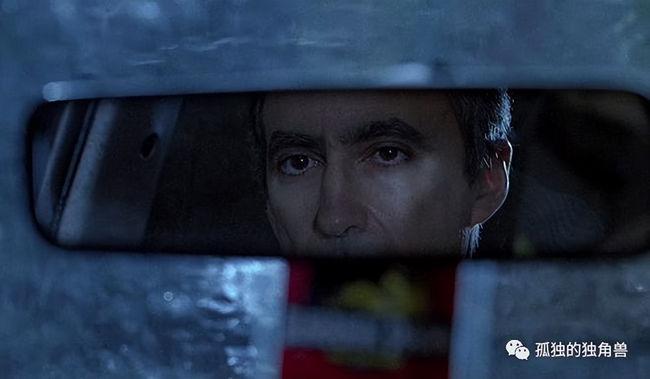 The most amazing special effect in [Jurassic Park] is the glass of ...