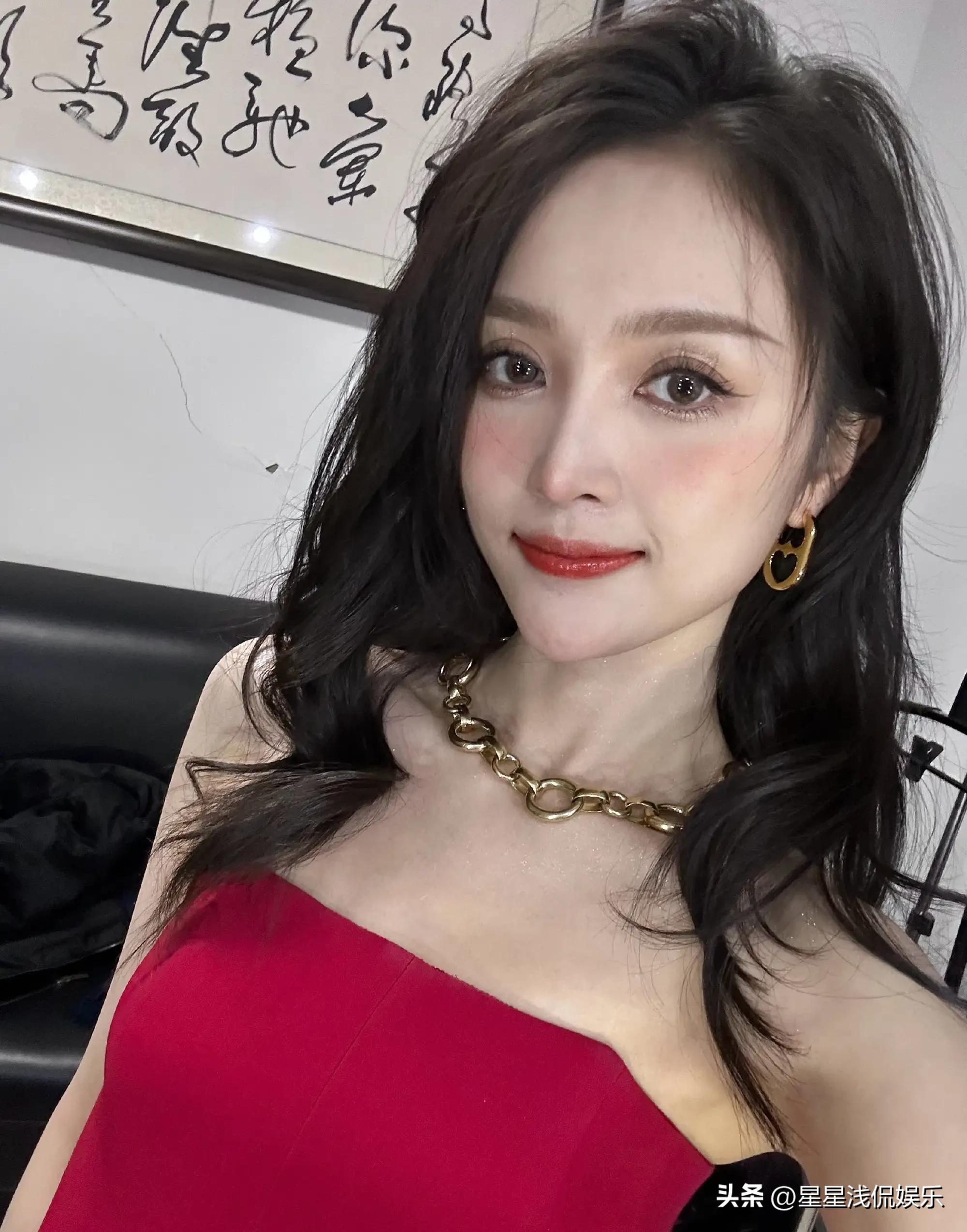 Wu Xuanyi was ridiculed by the crowd for posting New Year photos, and the photos were dirty with ...