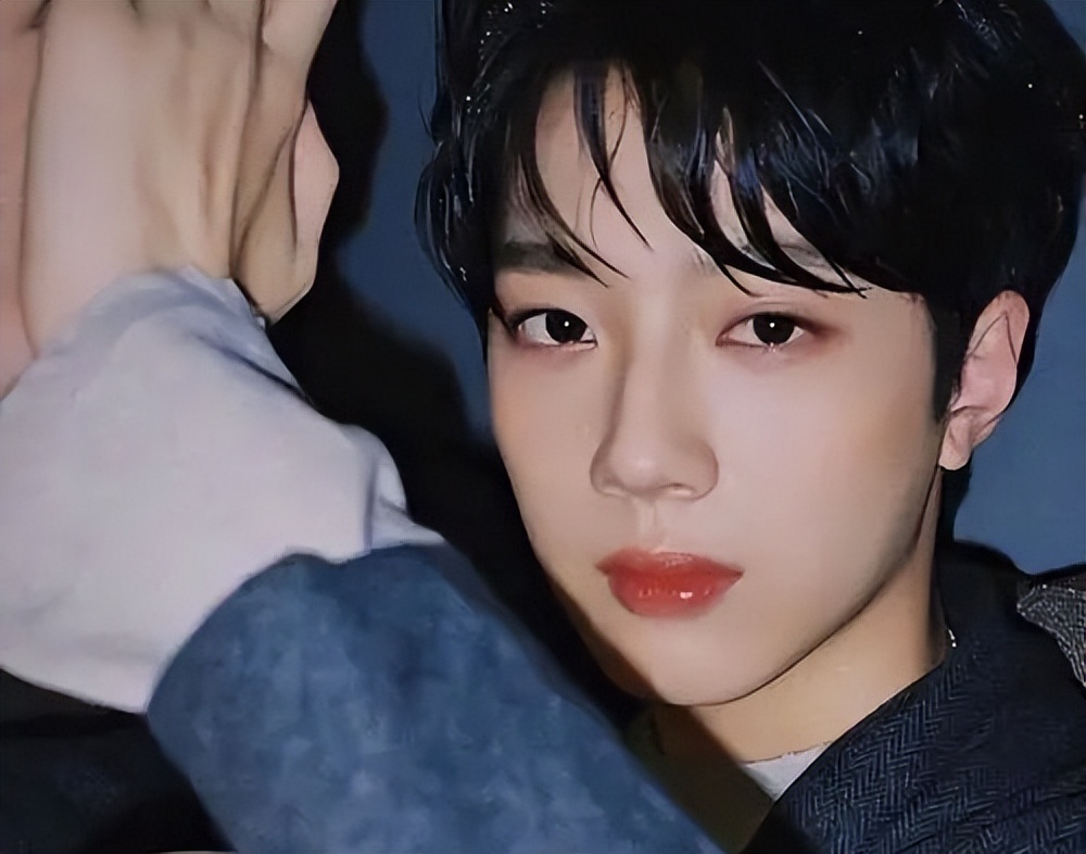 Little Gossip, Yang Chaoyue, Lai Guanlin, Yang Zi, Lin Yanjun - iNEWS