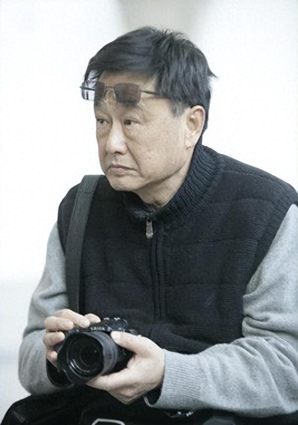 He is the biological father of Ni Ping's son and is worth over 100 ...