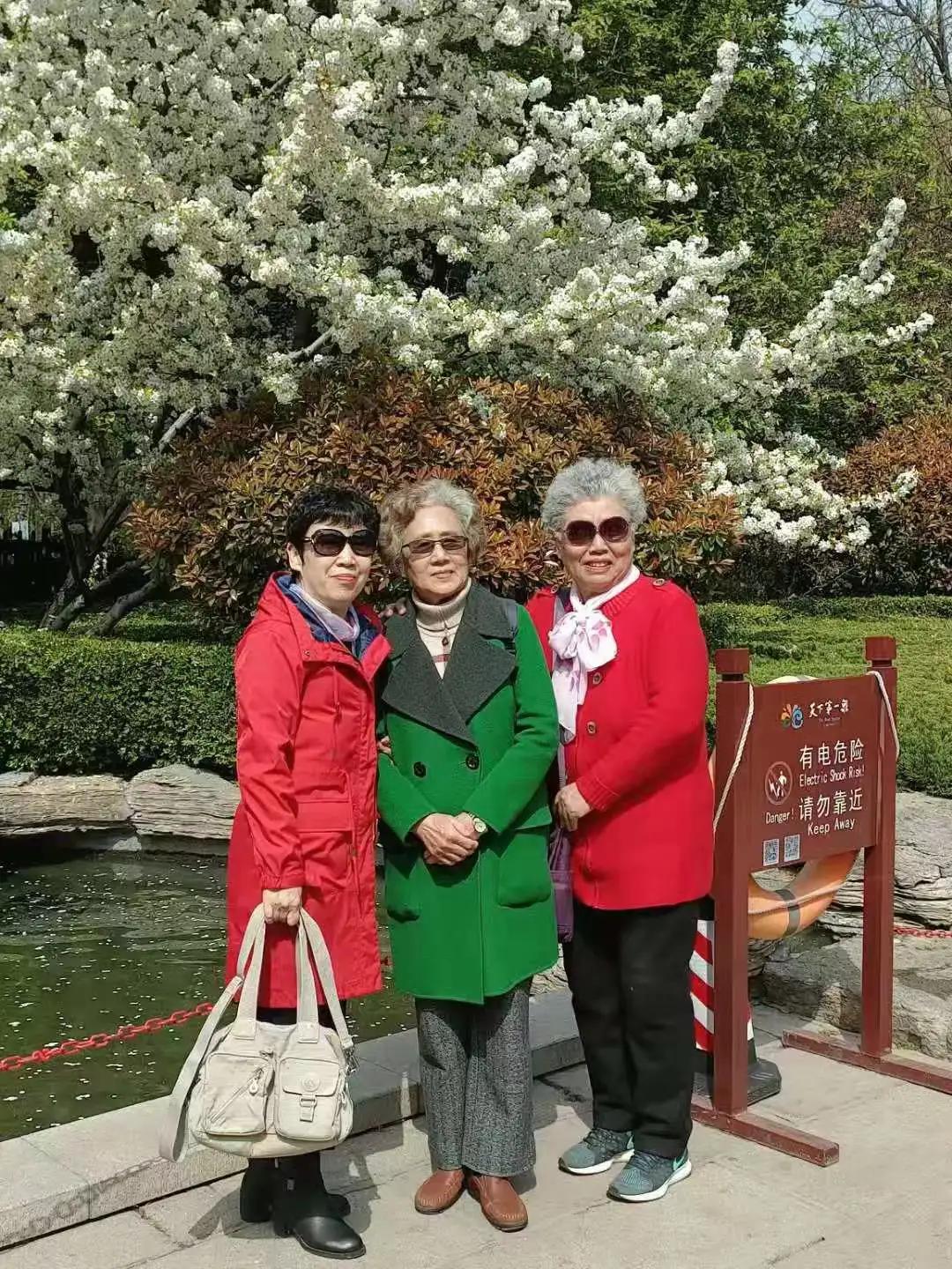 Meng Dong Brewing Poems with Drinks - iNEWS