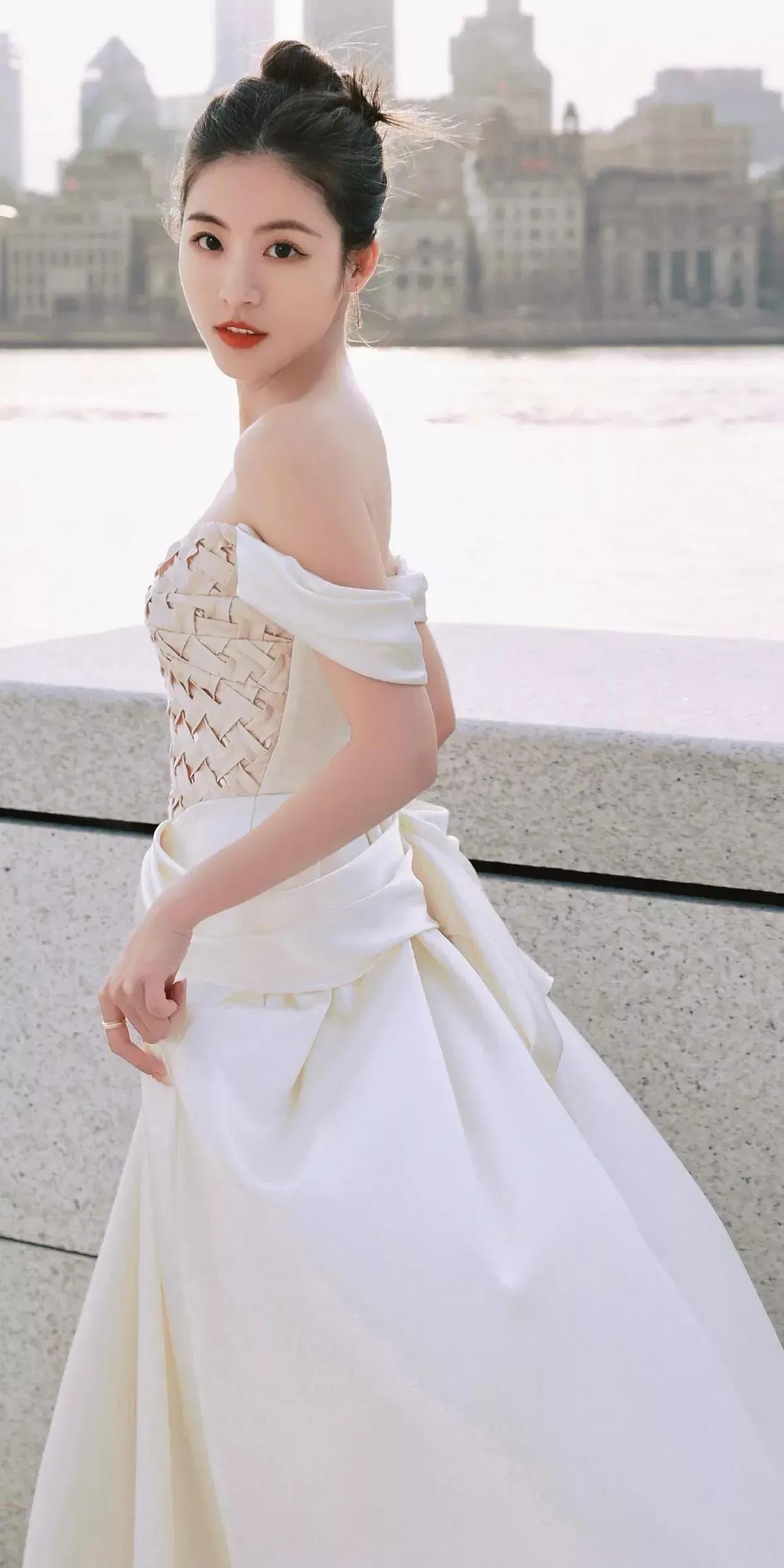 Sun Rui's beautiful photo album - iNEWS