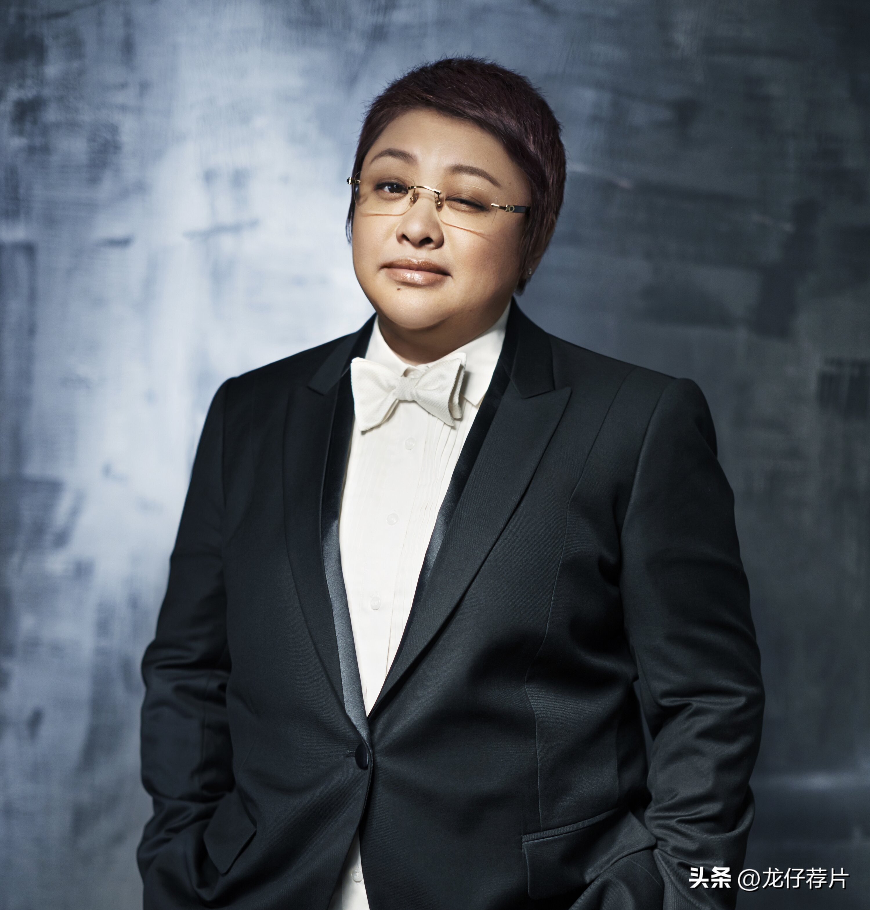 The eight stars who are basically black in the entertainment circle ...