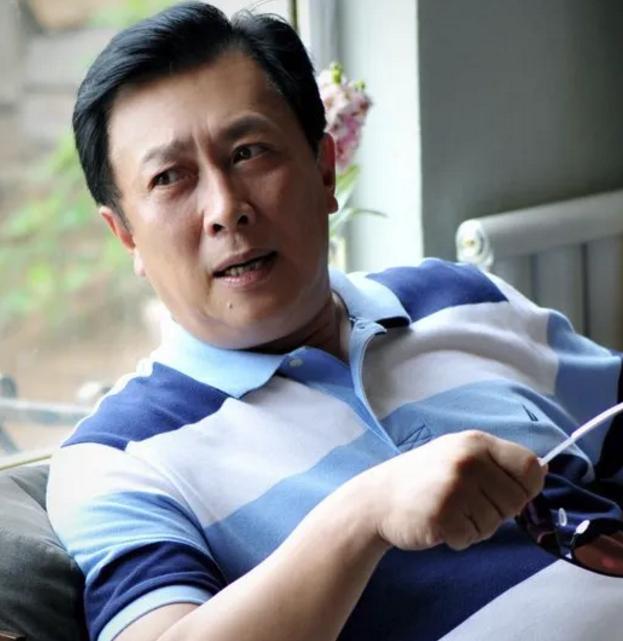 Well-known actor Tang Guoqiang, married 12 years younger after he ...