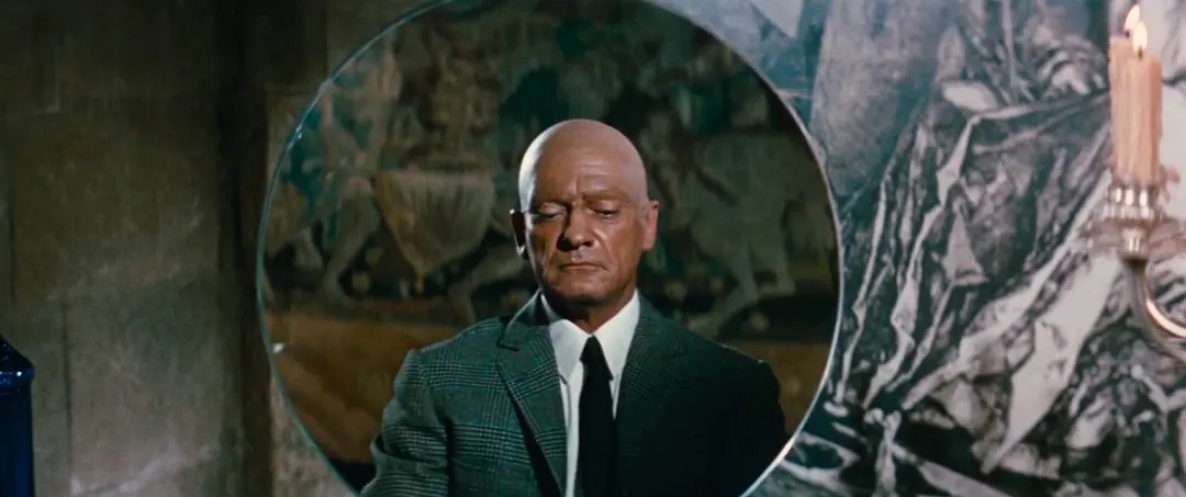 From mysterious criminals to ordinary people, Fang Thomas reveals the ...