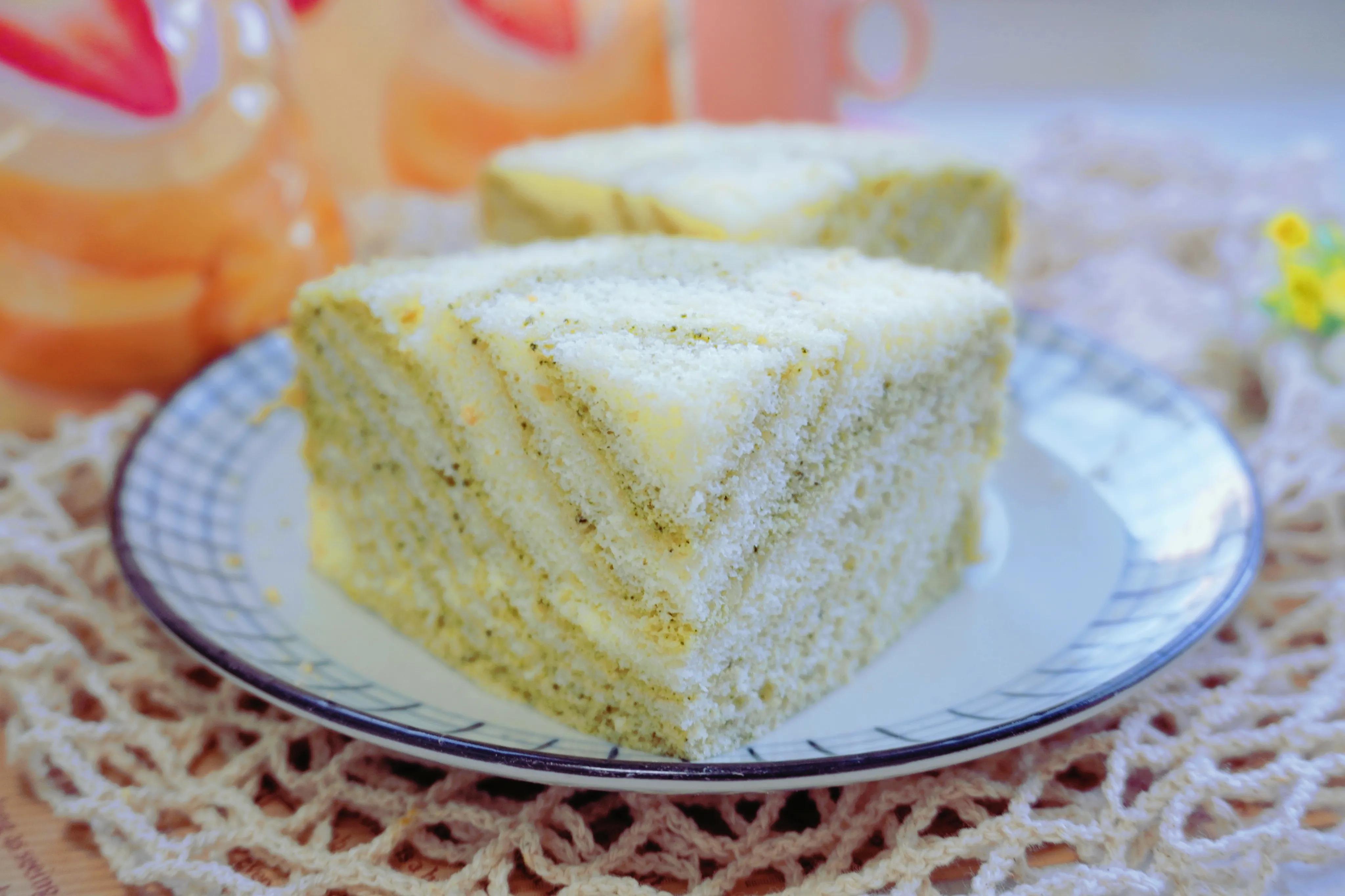 The zebra pattern chiffon cake is not difficult to make at home. It is fluffy and delicious, so ...