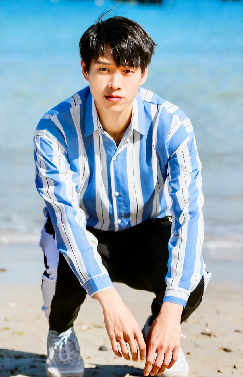 Wei Daxun suddenly became famous, and the reason is shocking! He and ...