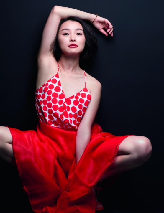 The 51-year-old "unmarried and sterile" Wu Yue is on another "sexy ...