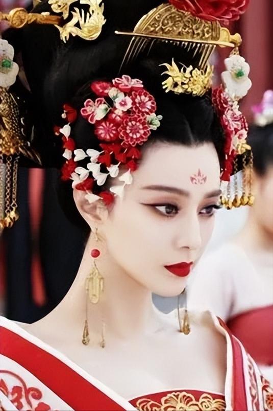 After the death of Emperor Taizong of Tang Dynasty, Wu Zetian became a ...