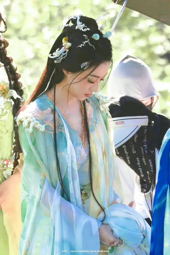 "Fox Fairy Little Matchmaker" fairy fight?Help... do you want to look ...