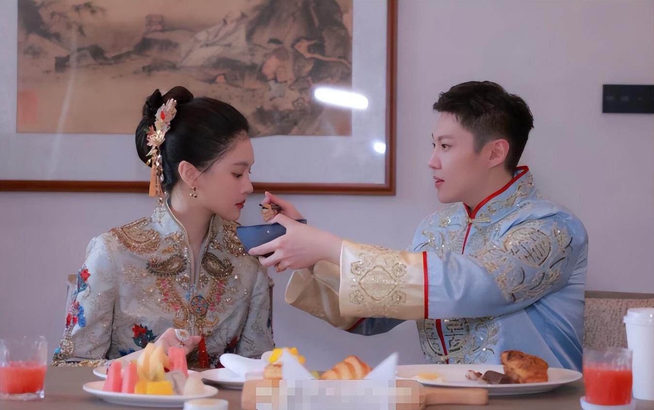 The Qiuqiu Shenyang Appreciation Banquet was unveiled at the scene. The ...