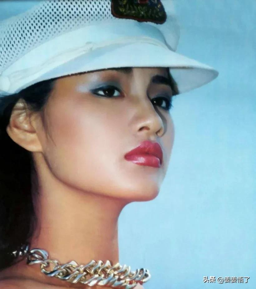 Qu Ying, the earliest supermodel in China, the old photos are too ...