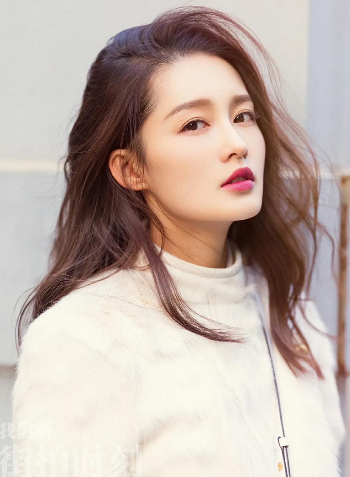 Beautiful Qin Qinzi Li Qin: underwear endorsement pictures, beautiful ...