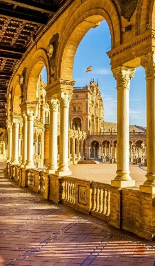 Moorish architecture is an important part of Seville's landmarks and ...