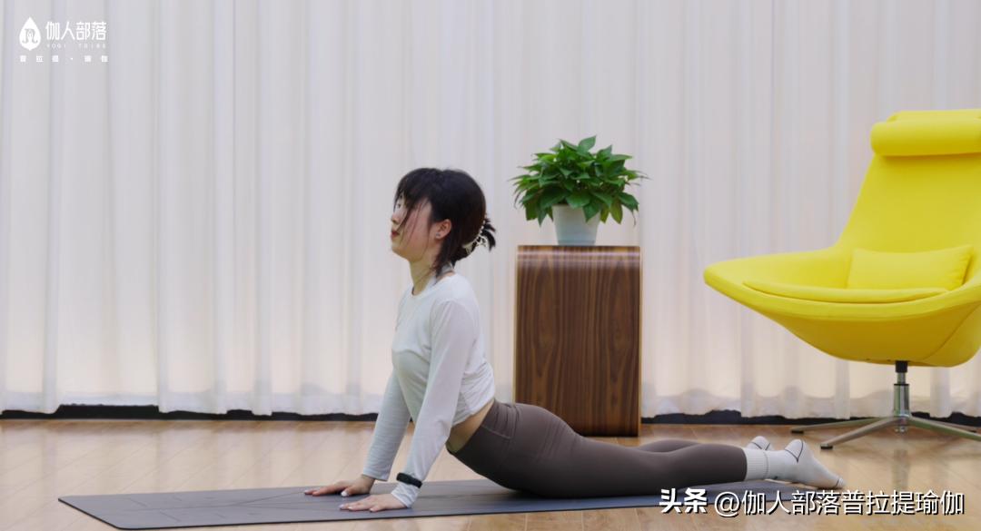 Say goodbye to the trapezius muscle, I practiced the swan neck with ...