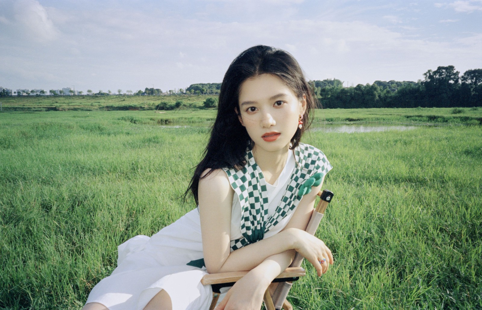 Entertainment Comments: Xiao Zhan, Di Lieba, Yang Mi, Qu Chuxiao, Zhang Jingyi, Wei Daxun - iMedia