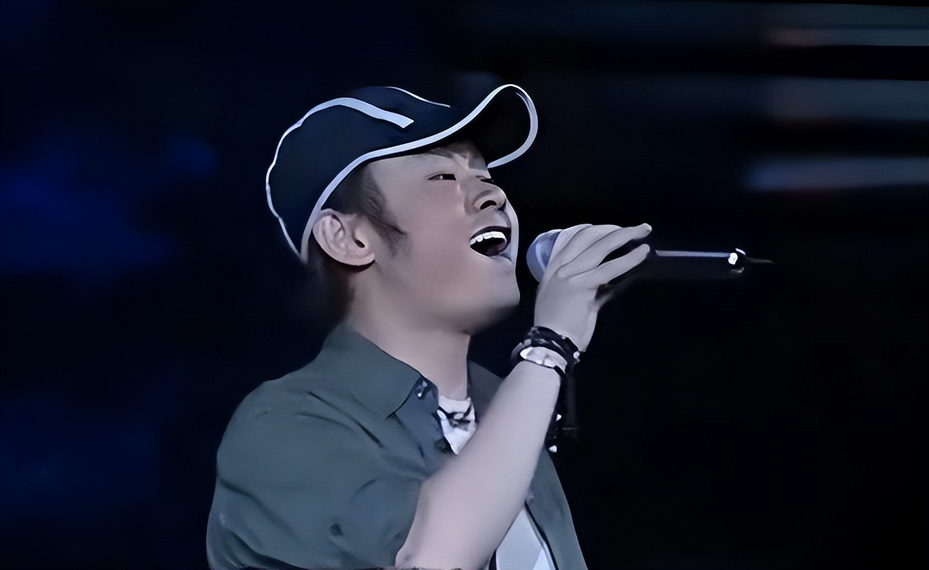 The disgusted singing career of the prince of popular songs, Dao Lang ...