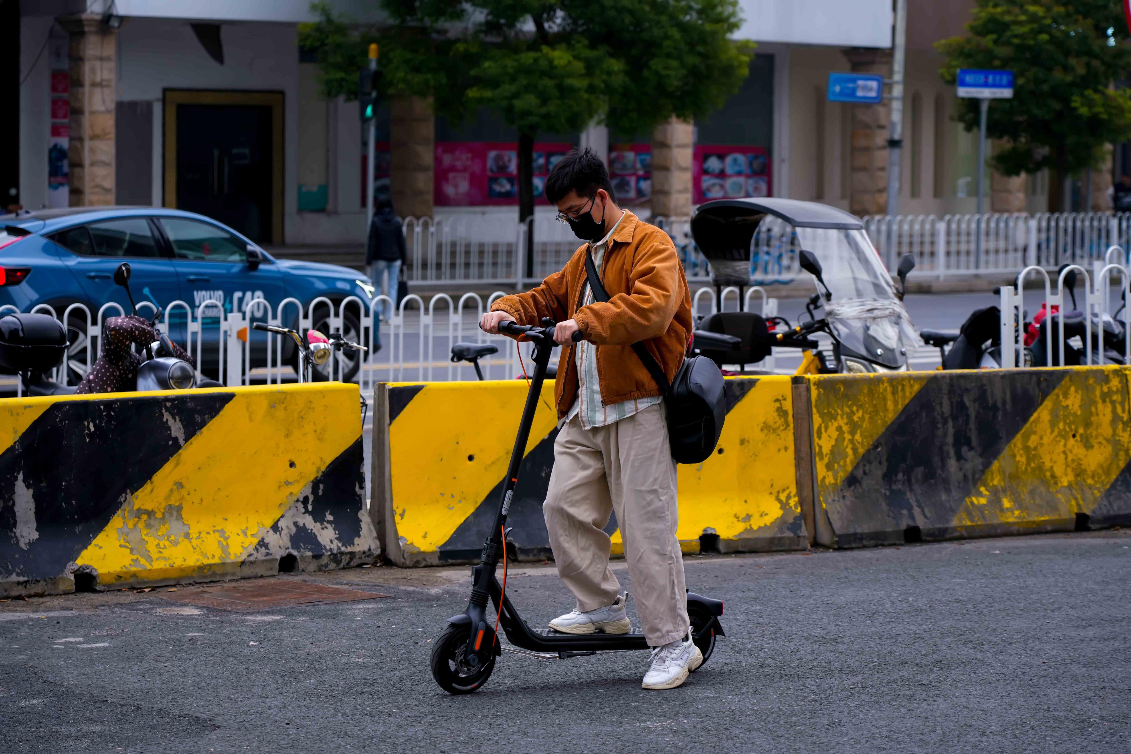 Hands-on with Ninebot F2 Pro electric scooter, stacked with black ...